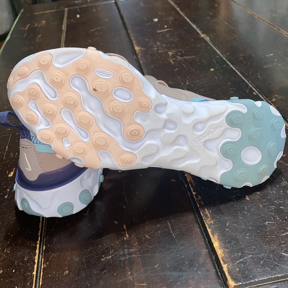 Nike React Element 55 - Gem